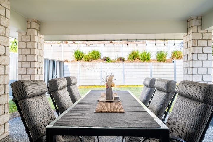 Ensuite, Free Street Parking, Brisbane, Gold Coast - Logan Village