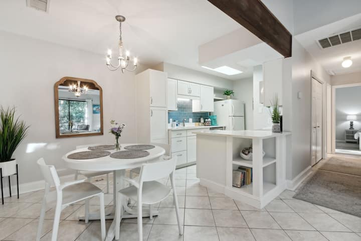 5 Min Walk To Beach King&queen Bed W Full Kitchen - Amelia Island, FL