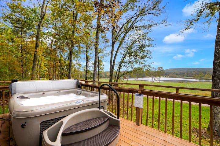 Lakeview Cabin | 1br,1ba | Hot Tub - Missouri