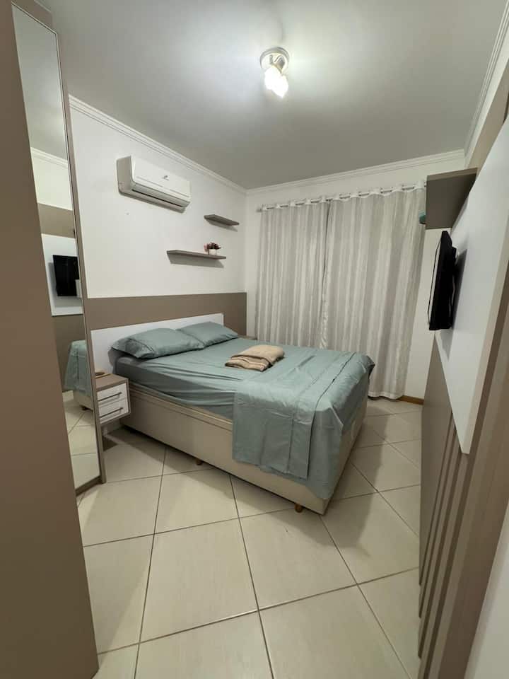 Ap Bombas Há 2 Quadras Da Praia - Bombinhas