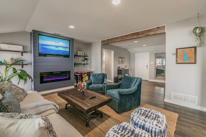 Waterfront Escape On Eagle Mountain Lake With Pool - Eagle Mountain, Azle