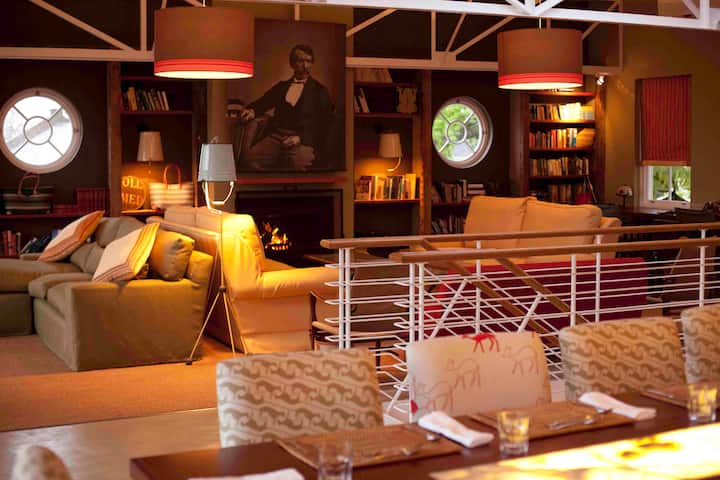 The Library: A Striking Double Storey Home - Franschhoek