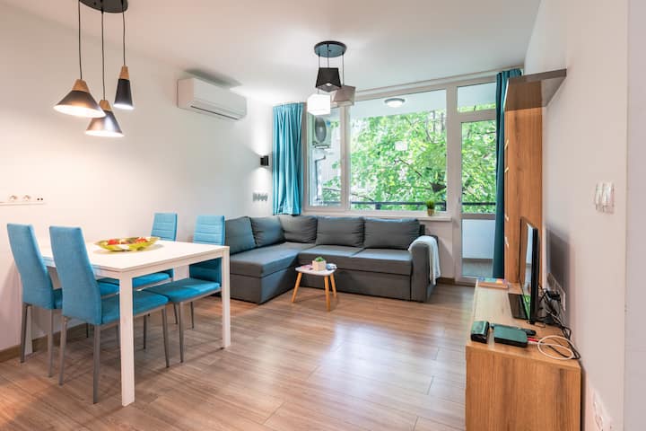 Bright & Cozy 1br Apt In City Center - Sofia
