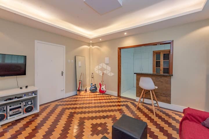 Excelente Apt Completo 1 Dorm C/ Garagem - Porto Alegre