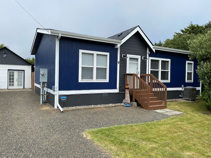 An Oasis - Dog Friendly - Private Fenced Yard - Ocean Shores, WA