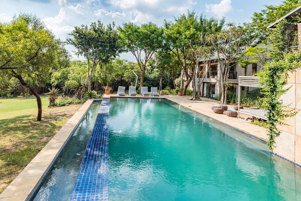 Bushveld View Estate Vacation Rentals & Homes - North West, South ...