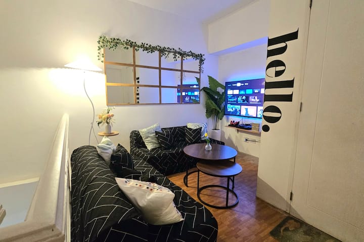 2br Loft-pool, 55" Tv, Ps4, Karaoke,netflix Nr Mrt - Ortigas Center