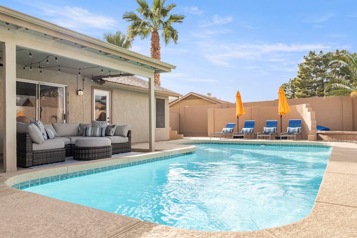 Family Westgate Retreat | Heated Pool | Games - Glendale, AZ