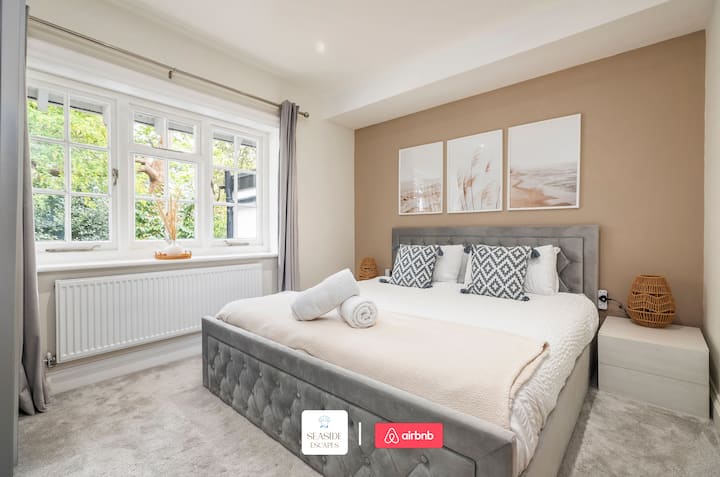 Tree Views | Westbourne | 5 Mins To Beach - Bournemouth