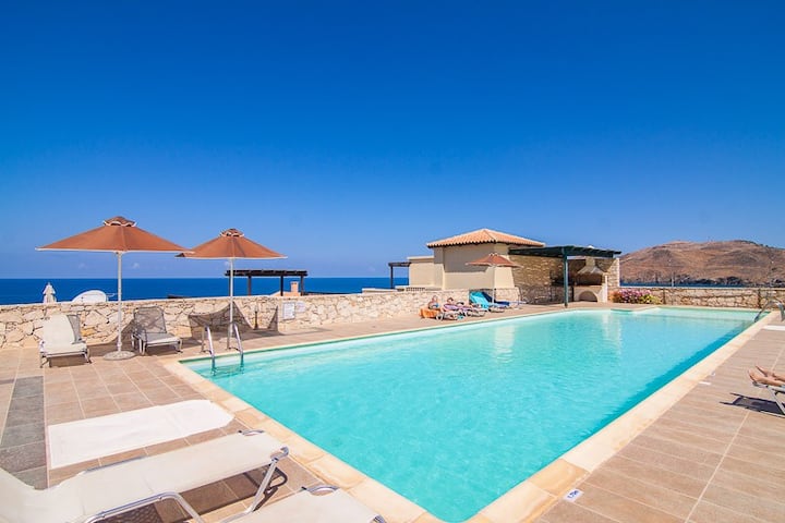 Lovely Seaside House, Everything On Foot! - Greece