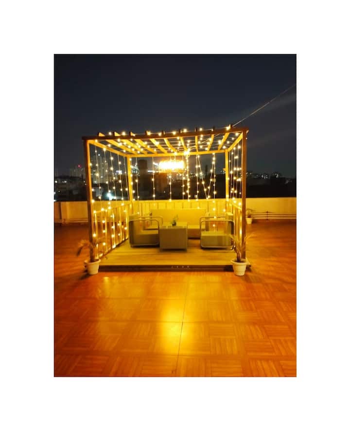 Livregalia 1bhk Near Medanta - Gurgaon