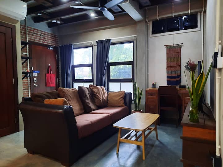 Modern Loft Home In The Heart Of Luang Prabang - Luang Prabang