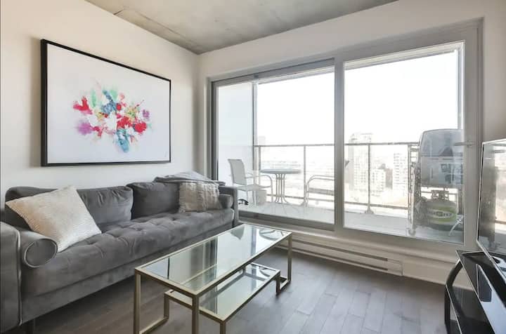 View | Heart Of City | Monthly | Canal - Montreal