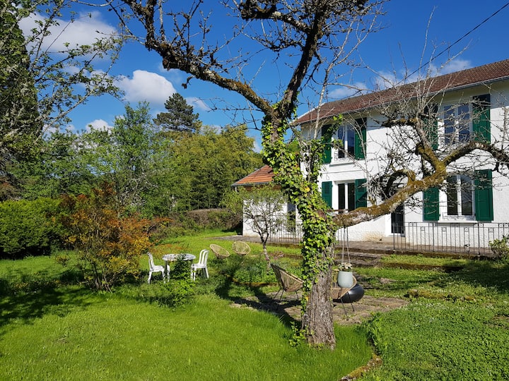 Appartement Cocoon Et Jardin - 5mn Cv Besançon - Besançon