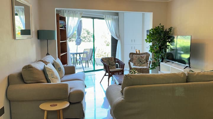19 The Shades - Walk To The Beach And Village! - Umhlanga