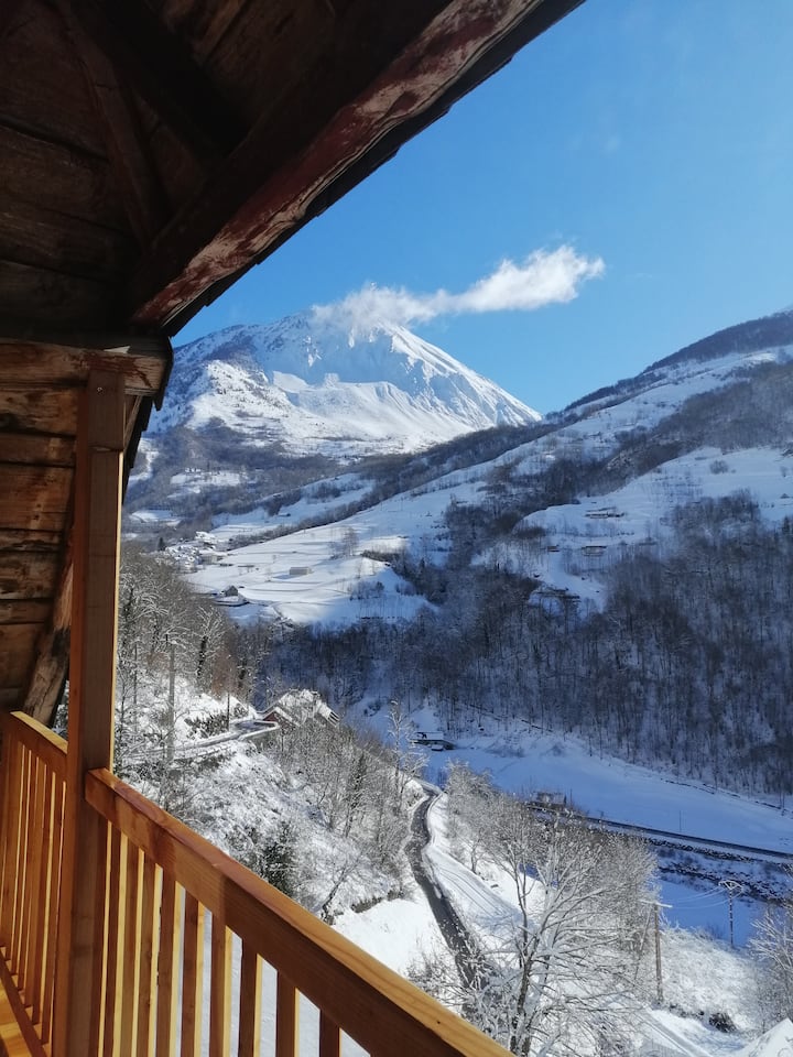 Grande Maison De Village, Rénovation éCologique - Barèges