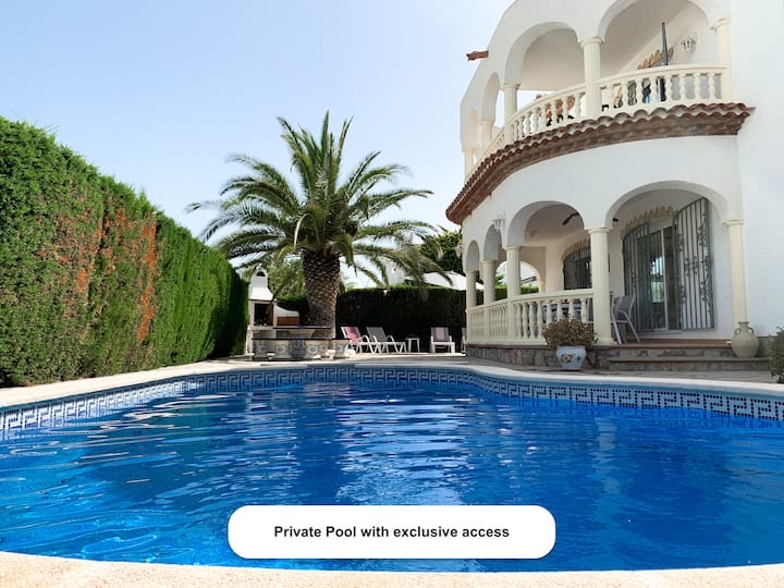 Poolvilla Michelle Close To Beach - Miami Platja