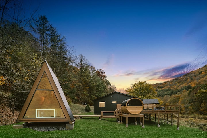 Scandi Cabin: Sauna/hot Tub/views/ev On 105 Acres - North Carolina