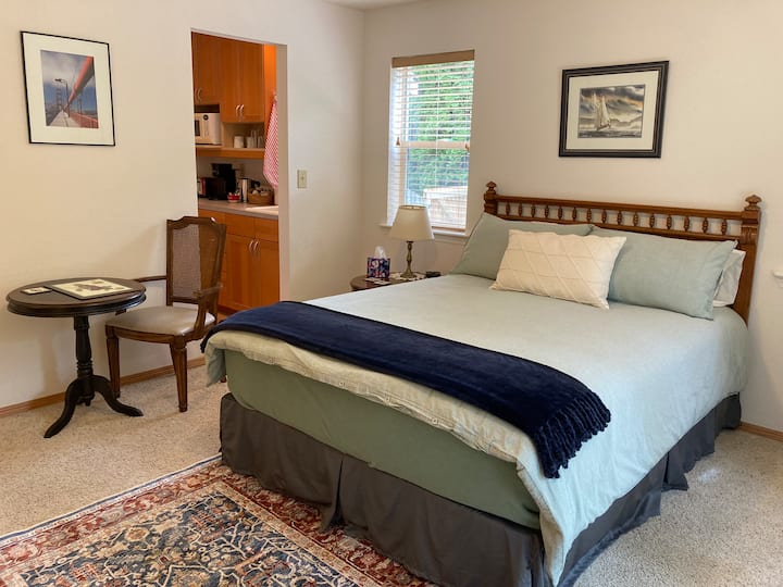 Private, Quiet Guestroom Suite - Bellingham, WA