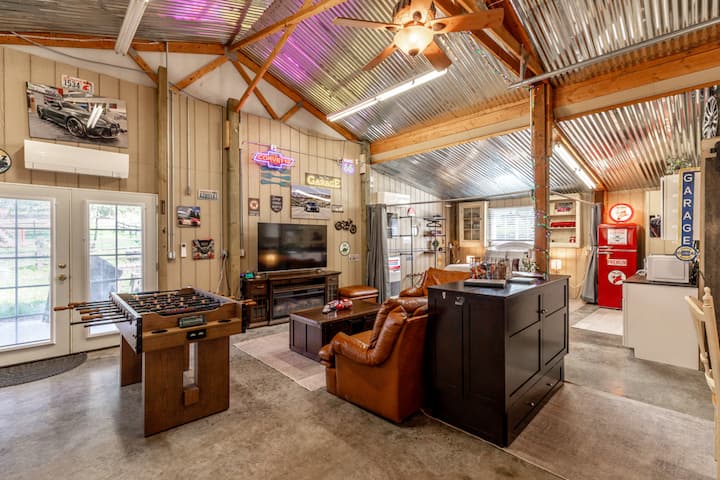 Unique Garage Studio With Ev Charger - Pullman, WA