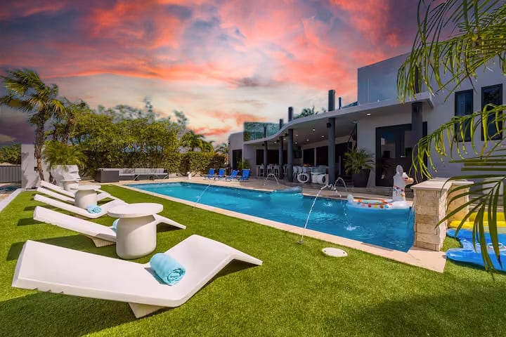 Villa Cocolishi:luxe Pool Retreat |5 Min->beaches - Aruba