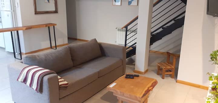 Modern, Comfy, Ideal Location. - Esquel