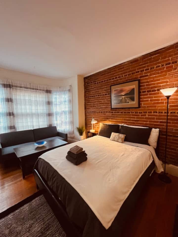Boston 2 Bedroom Apartment - Beacon Hill - Boston