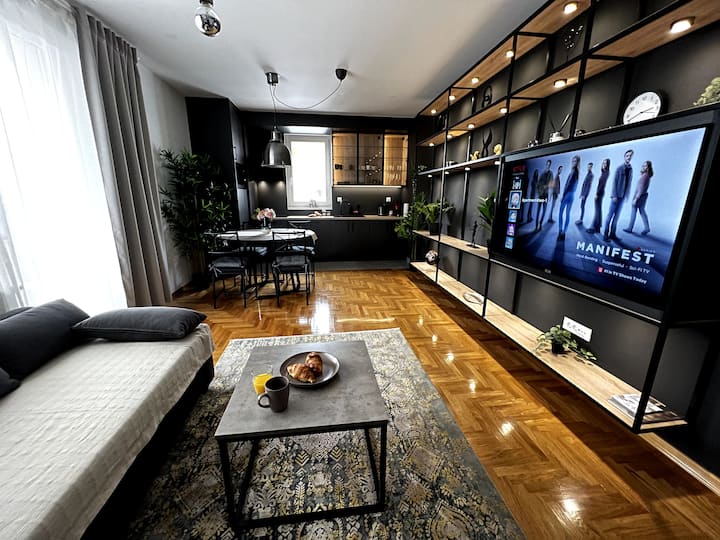 Apartment 4 Two / 3 + Ev Charger + Private Parking - Zagreb