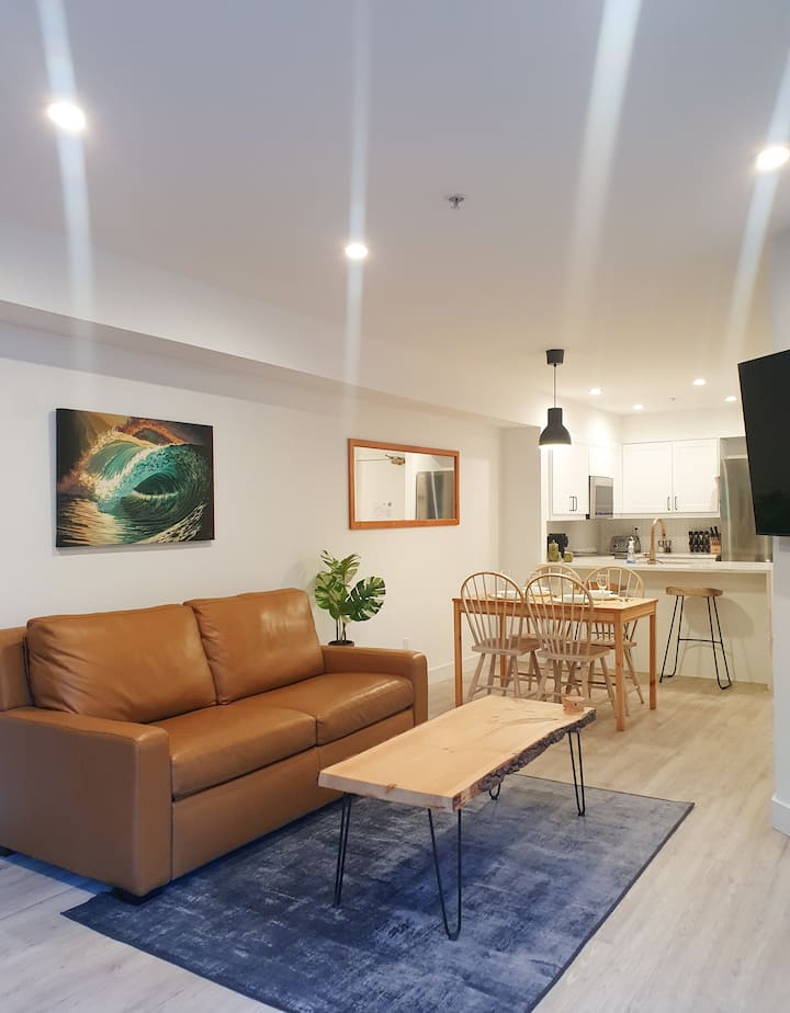 Stylish Retreat • Steps To Gondola • Pool & Hottub - Whistler