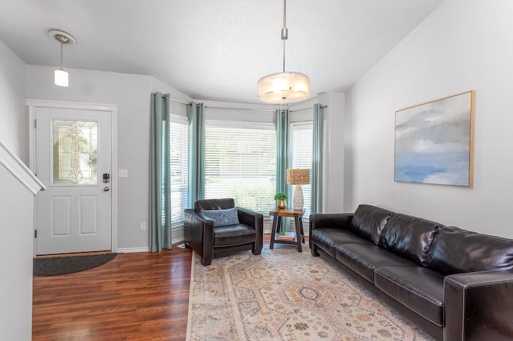 Cozy Home In The Heart Of Meridian - Meridian, ID