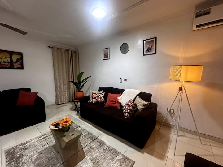 Lovely Apartment, East Airport, Accra (Flat 3) - Accra