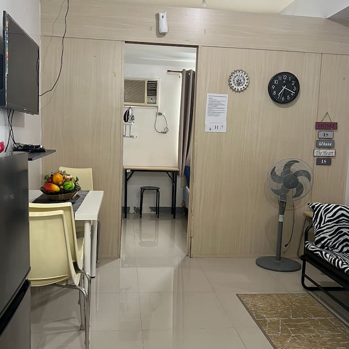 Staycation In Quezon City Near Sm North & Trinoma - Valenzuela
