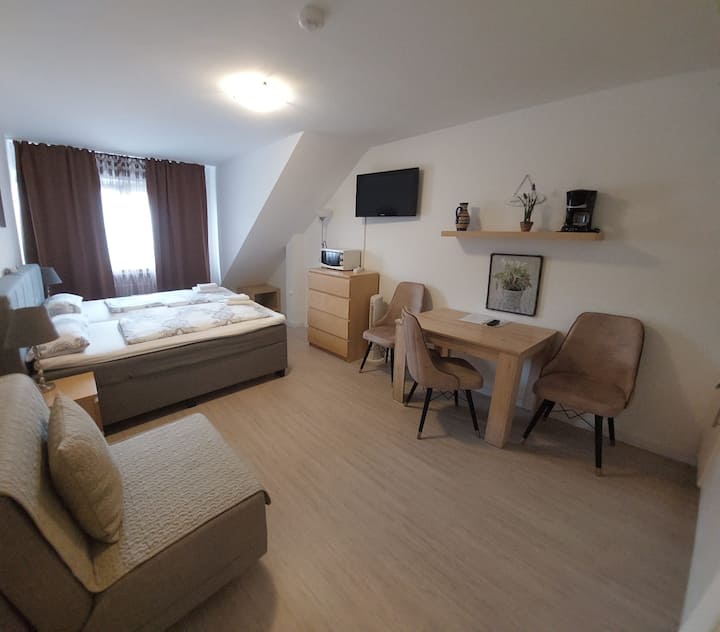 Studio Jahnstraße In Düsseldorf (Doppelbett) - Düsseldorf