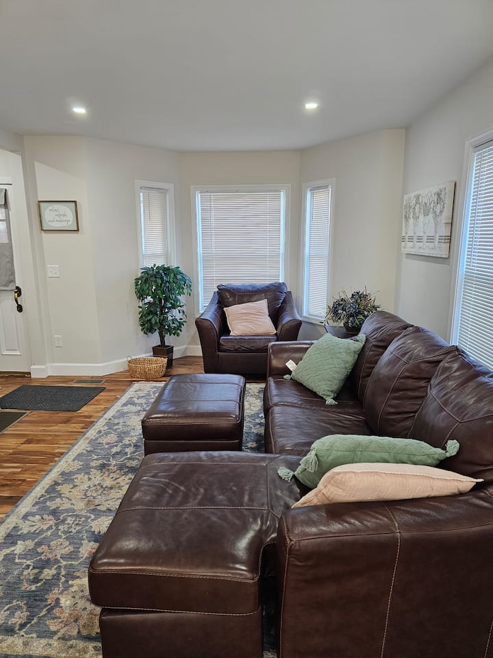 Cozy, Modern & Family-friendly — 15 Min To Boston - Quincy