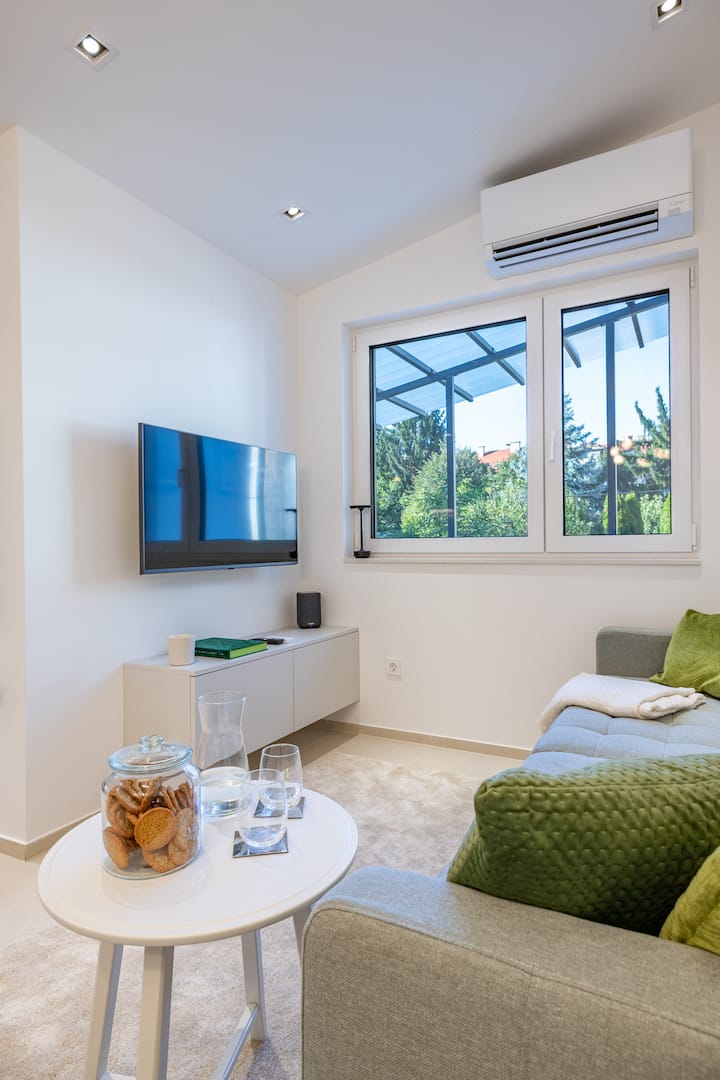 Renovated 1bd Apt - Central, Modern & With Terrace - Ljubljana