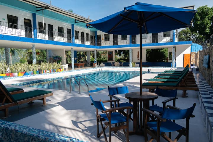 Comoda Habitacion Triple En Hotel Villa Alicia - San Jerónimo