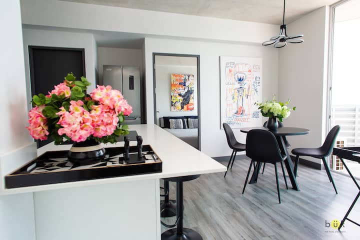 Gorgeous View 2 Bedroom/2 Bath With Ac/ Parking - San José