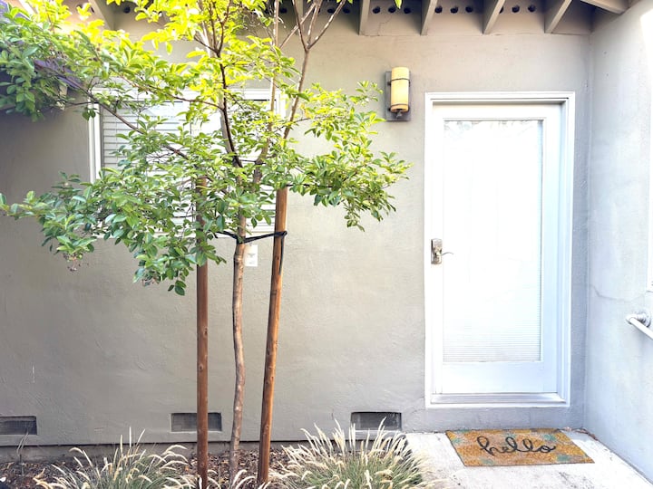 Jenni's Home | One Bedroom +Bath/ac/private Entry - Palo Alto