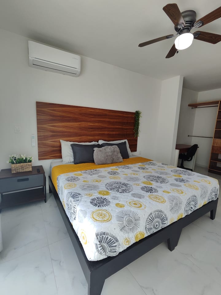 ¡Departamento A Unos Pasos De Malecón! - Mazatlán