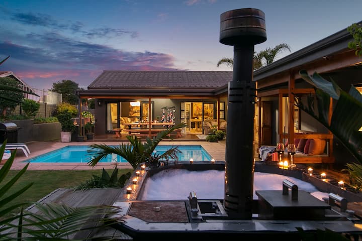 Amazing Plettenberg Bay Holiday Home With Hot Tub - Südafrika
