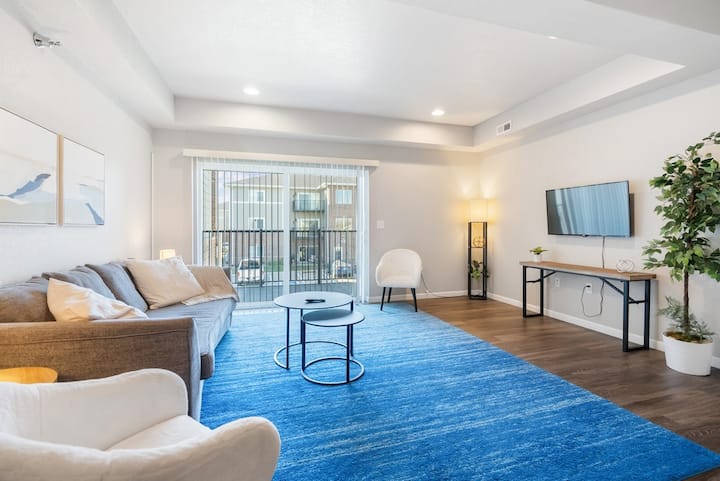 The Willow Falls Condos - Waterloo, IA