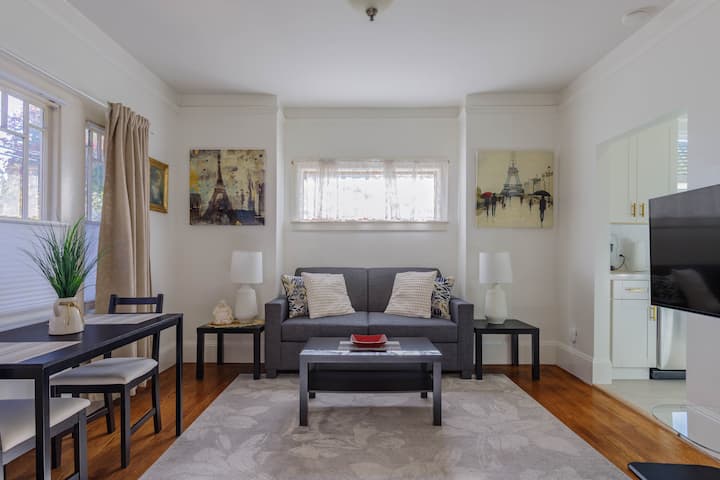 Berkeley Entire Apartment - Private & Spacious - Telluride Film Festival