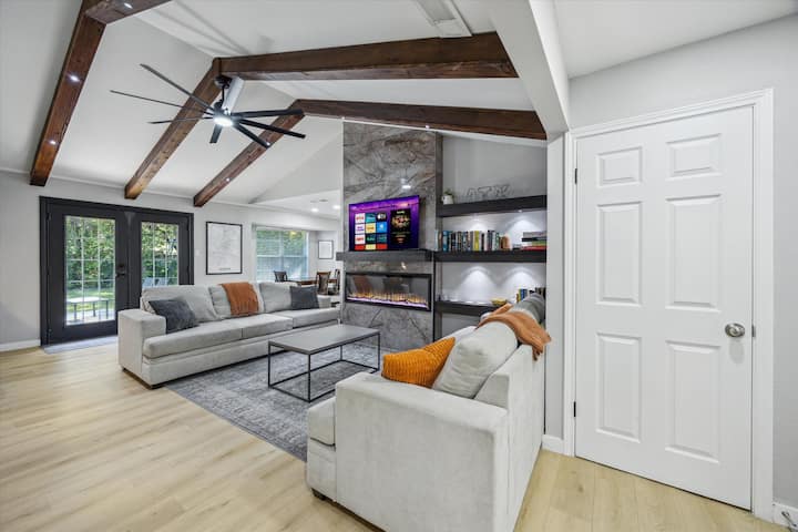 Upscale Cozy 3br Retreat By Domain & Q2 Stadium - North Burnet - Austin