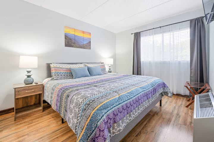 Central Retreat/dt Gatlinburg/sleeps 6 - Gatlinburg, TN