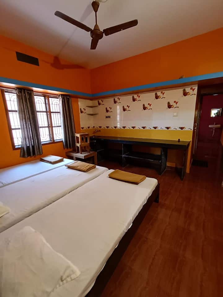 12 Bed Room Ac - Anchu Stay - Gokarna