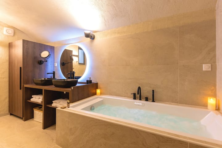 Cocoon Du Vieux Lyon - Luxury Apartment - Balneo - Lyon