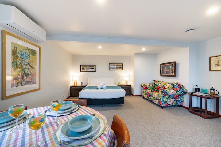 Amazing Views! 2 Bdr Flat - Queenstown