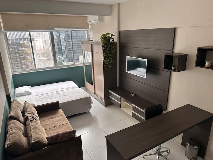 Studio Carioca - Rio / Galeão – Tom Jobim Airport (GIG)