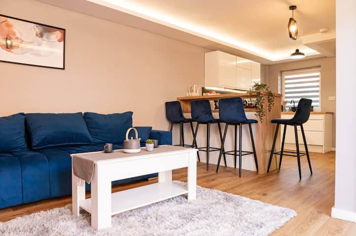 Friendly House - Rugby