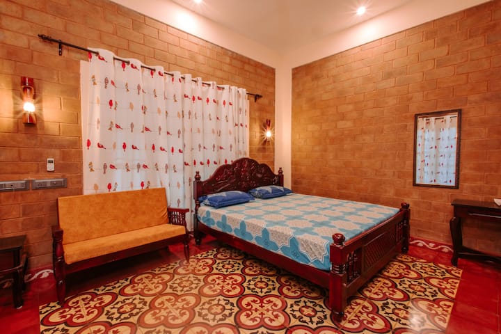 Shell Park - A Traditional Courtyard House- Suite5 - Kanyakumari